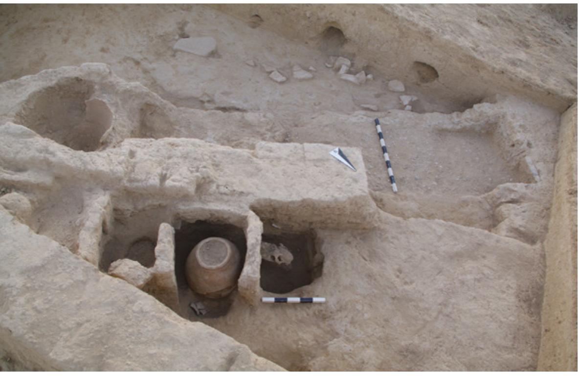 Trench lm-18: household area (kitchen) and substructure of