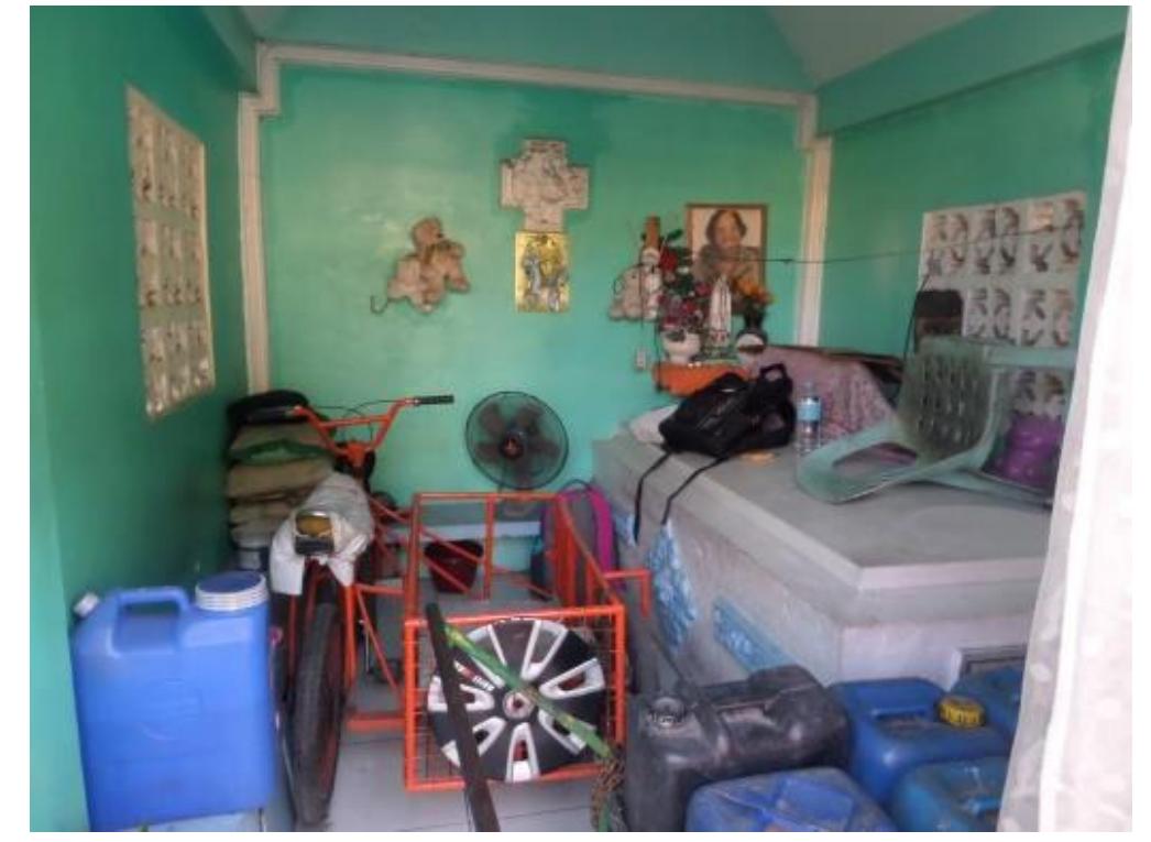 9. inside of tatay felix and nanay nene's bahay-kapilya (3).
