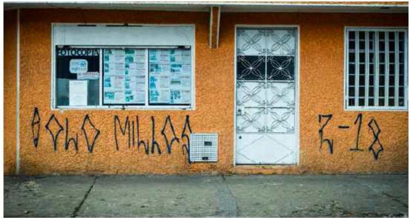 Example of graffiti barrista, courtesy of “graffiti bogota