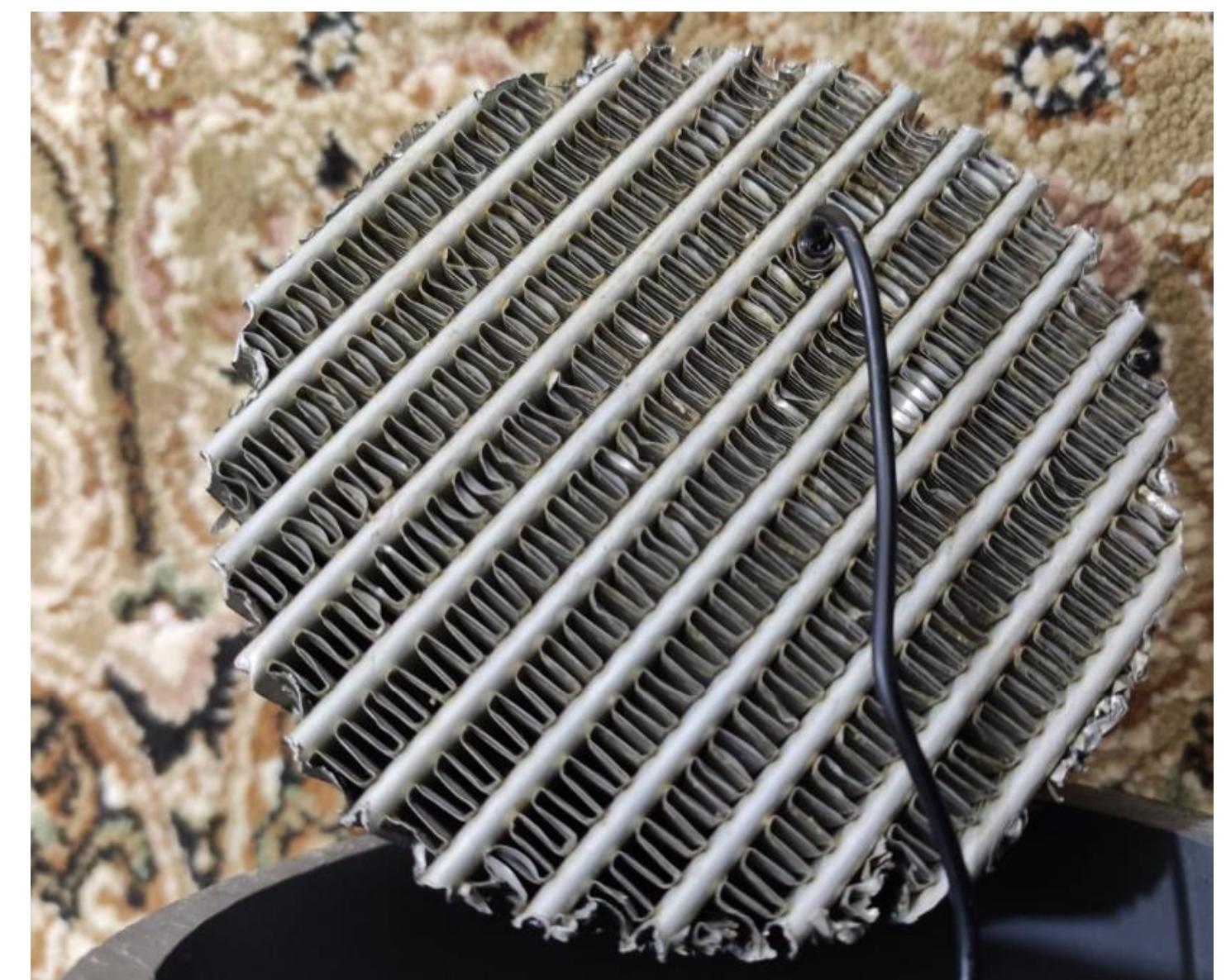 Cold heat exchanger with thermocouple sensor attached to it