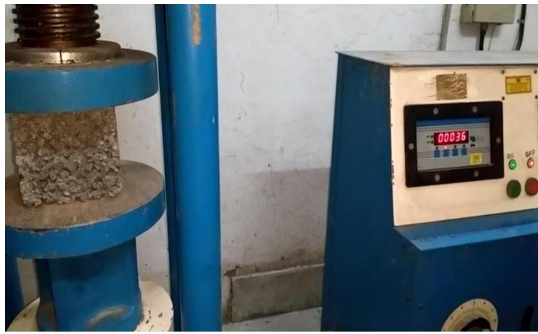 Compressive strength test the compressive strength is