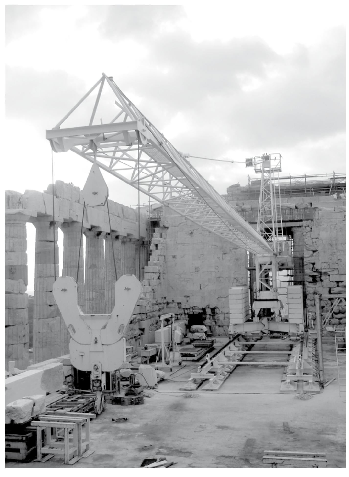 The potain crane inside the parthenon cella. photo: r.