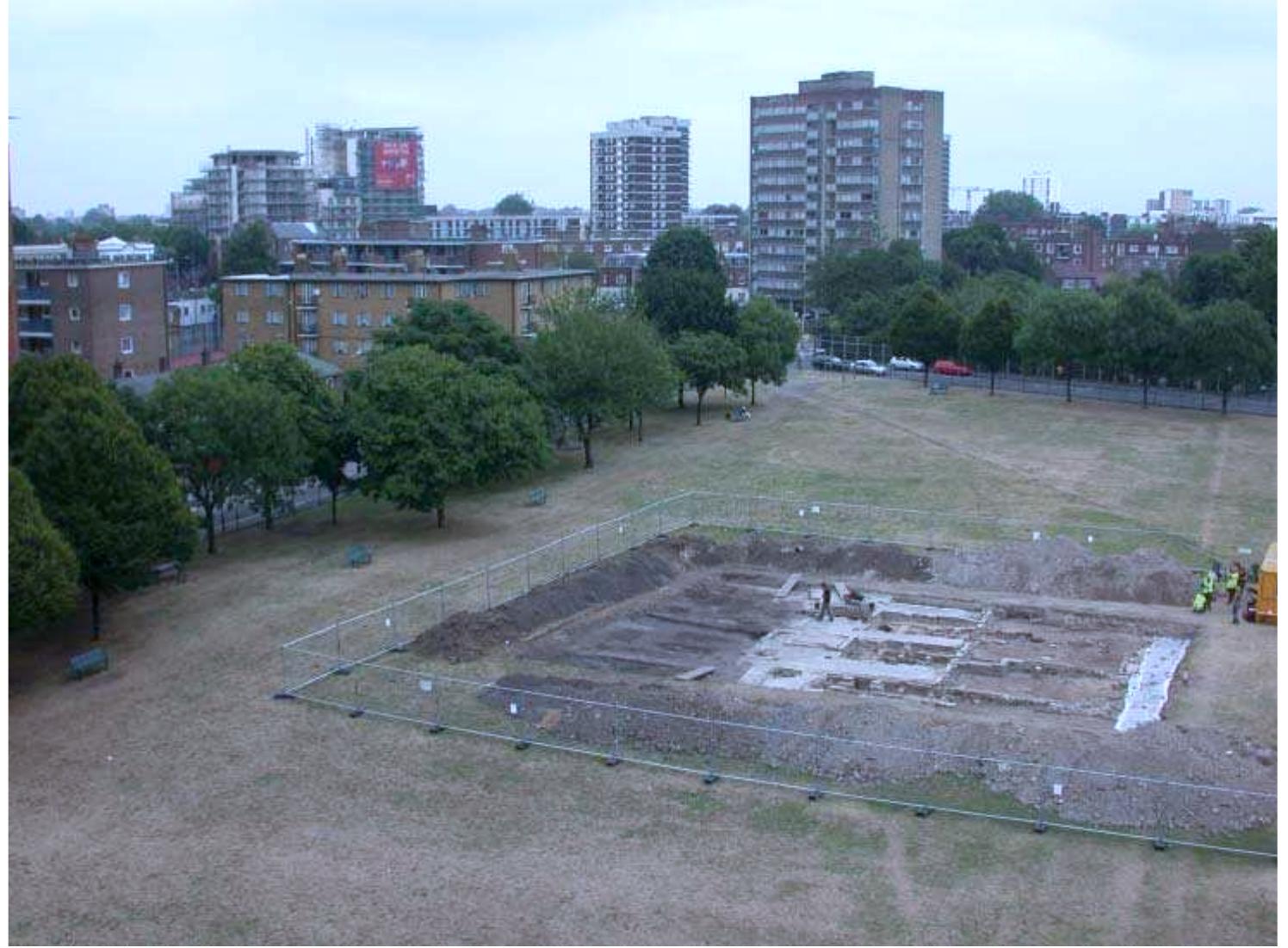 Shoreditch park community archaeology excavation. © faye