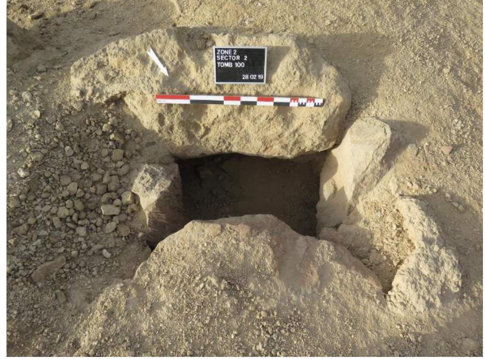 Early old kingdom rock circle tomb located to the south of