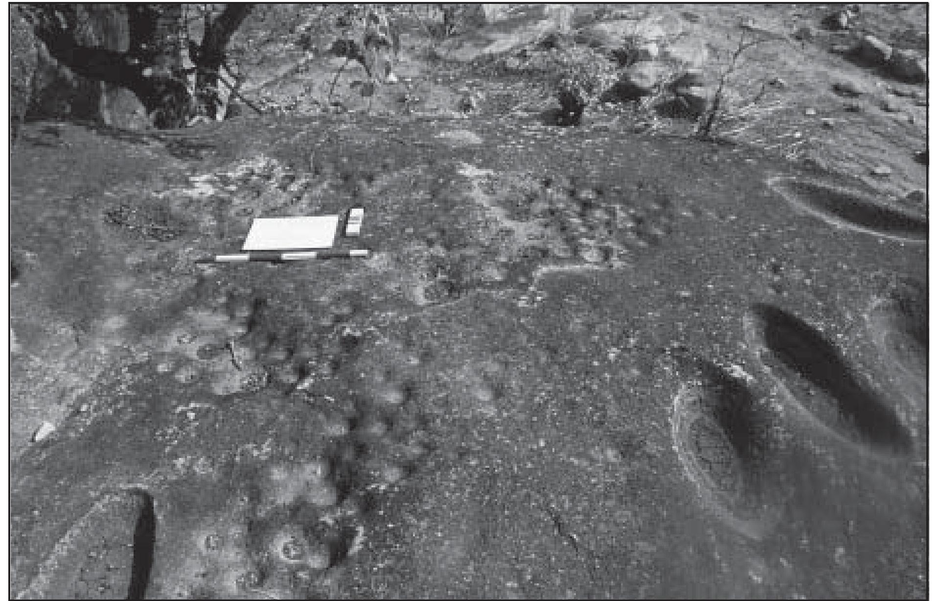 Grinding hollows and cup marks, zandoya (all photographs