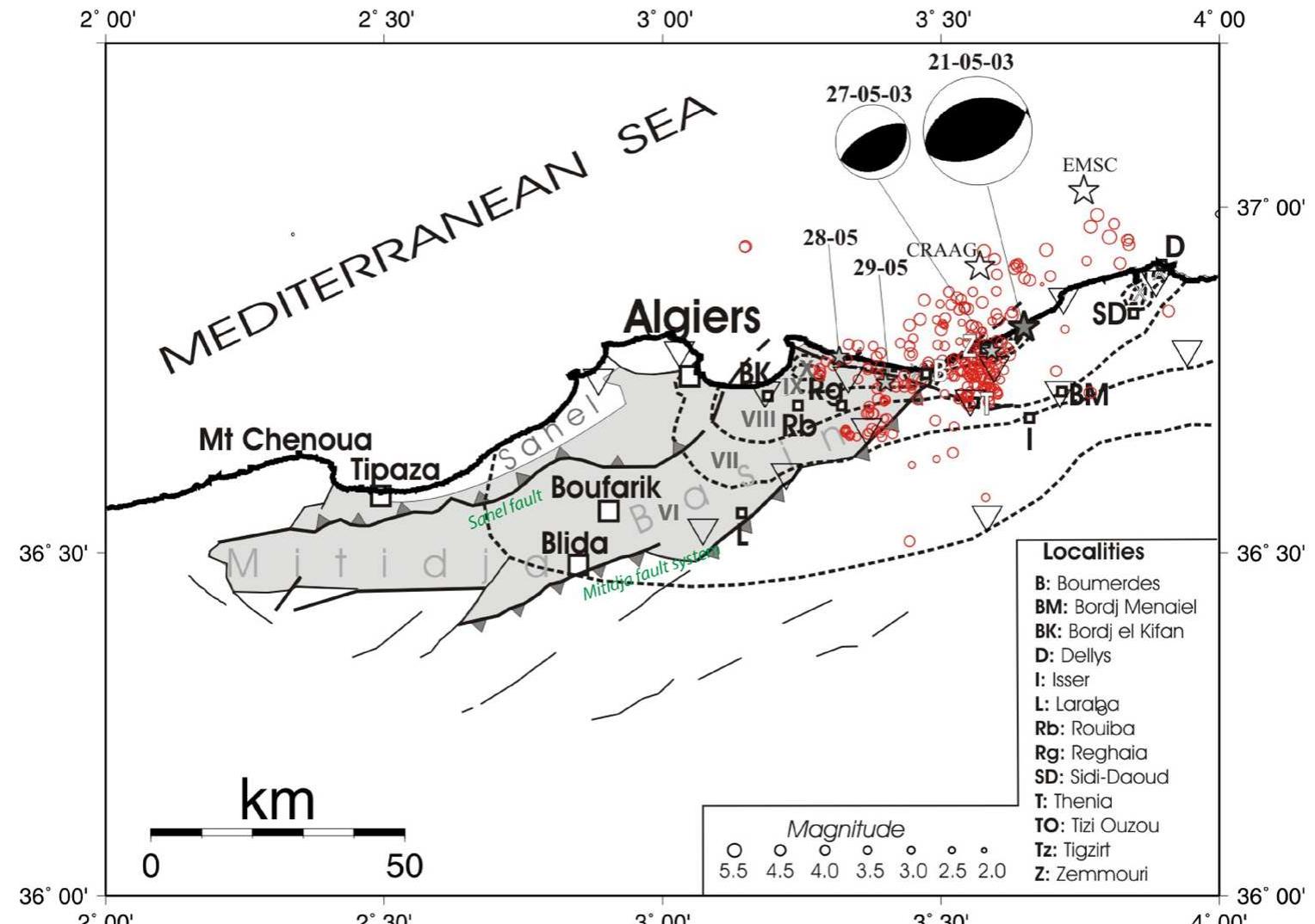 Isoseismal map and tectonic background of the epicentral