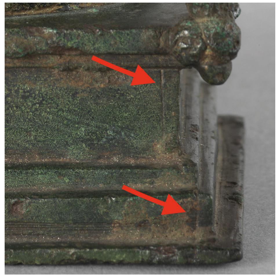 . 22 — detail of mg 18290 (fig. 15), showing incised lines