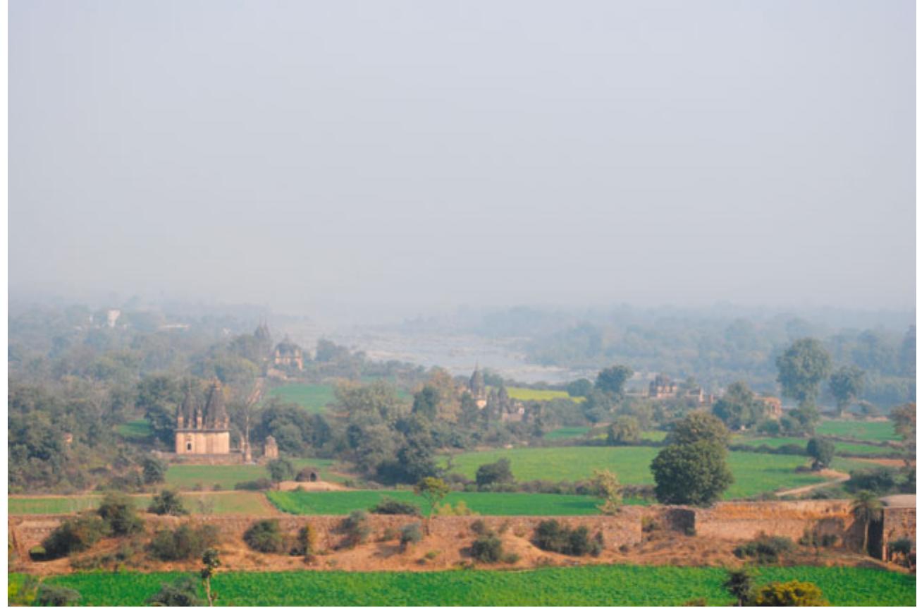 King within sight of each other. natural features—betwa and
