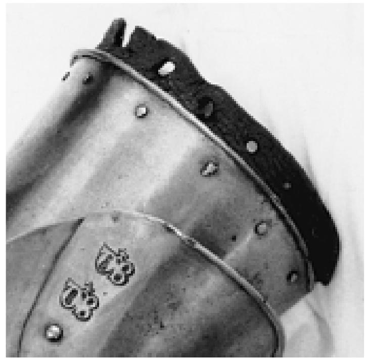 ,25: italian vambrace of an italian armour, c1440-45. art