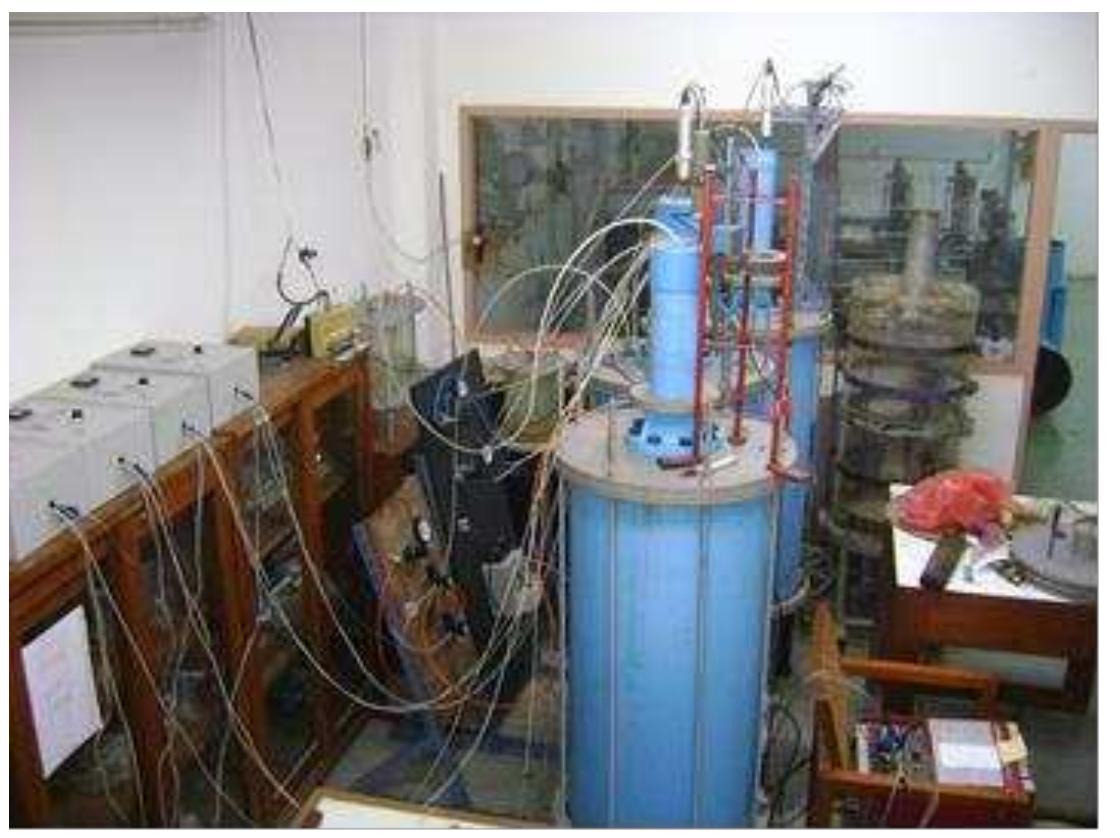 Large scale consolidometers for thermal pvd and thermal