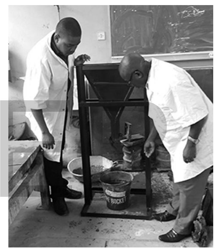 V-funnel test apparatus the apparatus is shown in fig. 3.