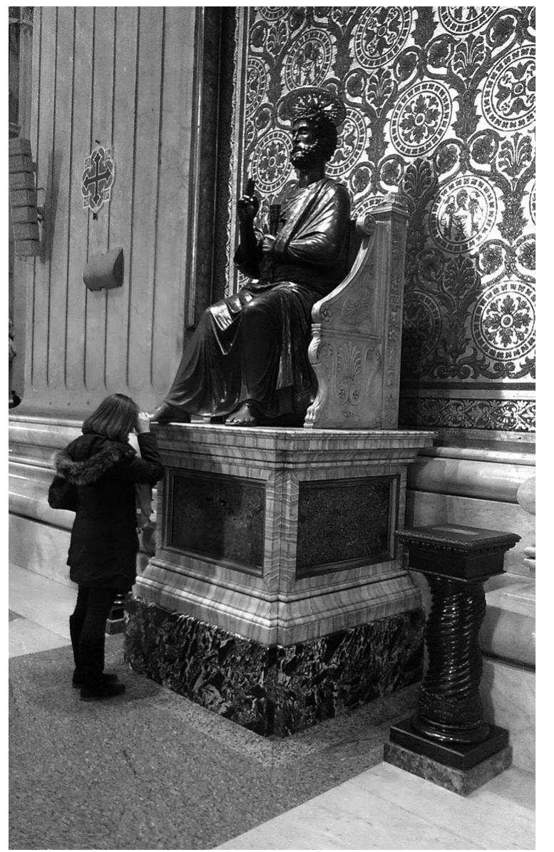 St peter’s statue in st peter’s basilica, rome