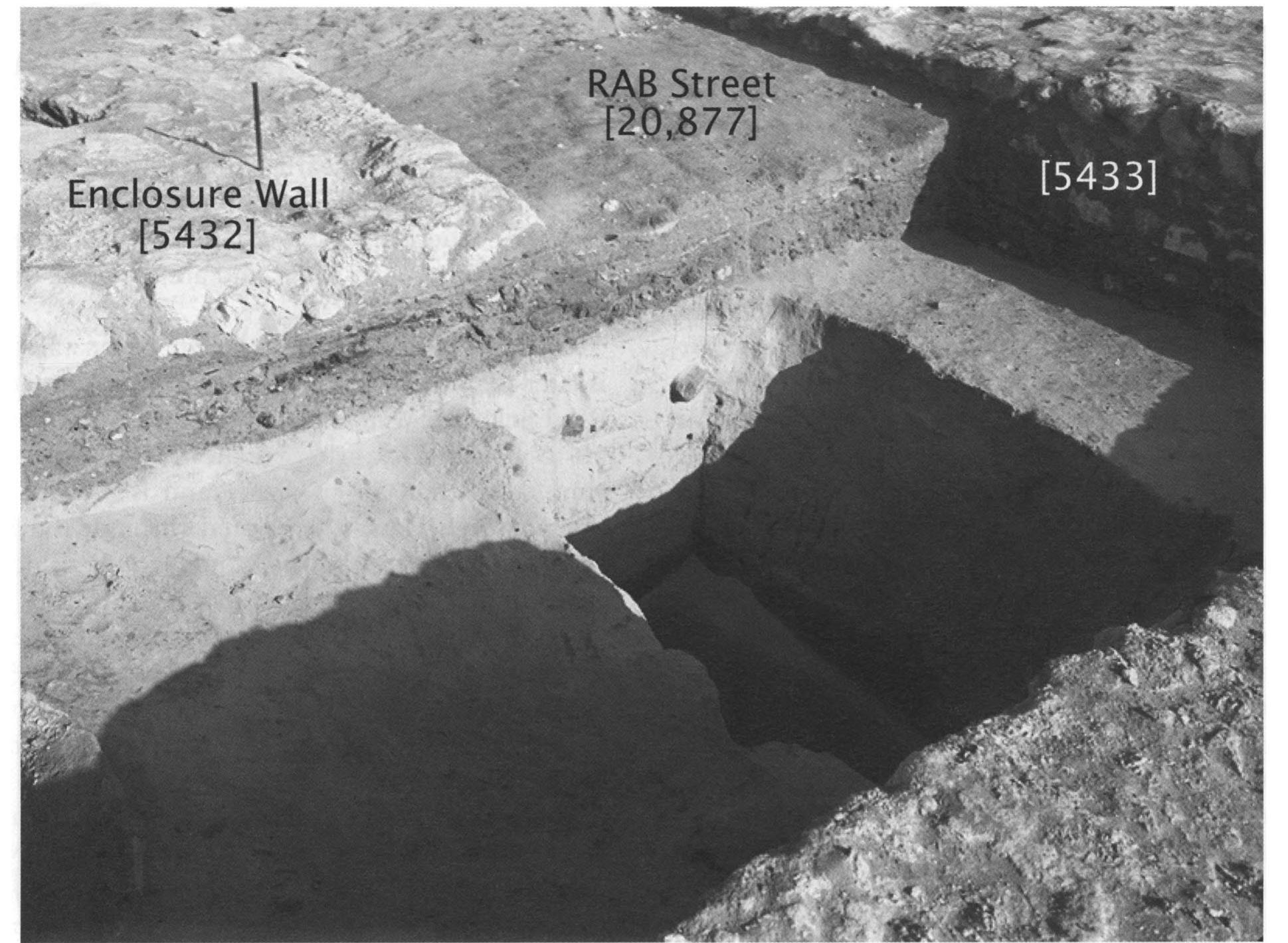 Aneis hassan’s 2005 trench across the enclosure wall [5432]