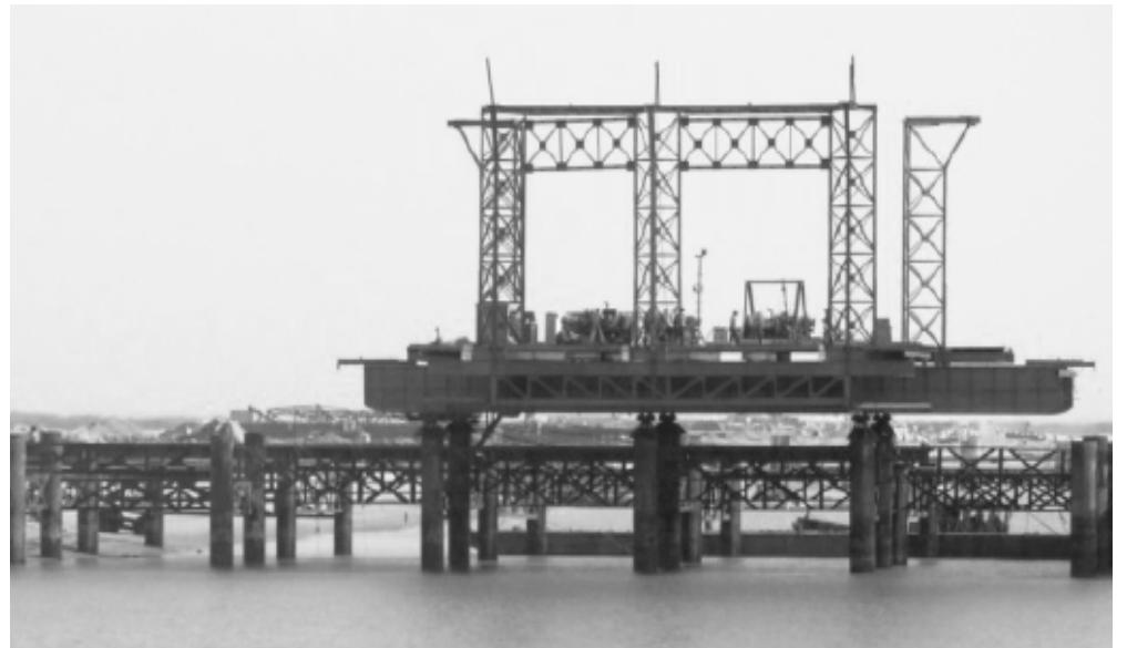 The piling gantry used in end-on piling method. weight. the