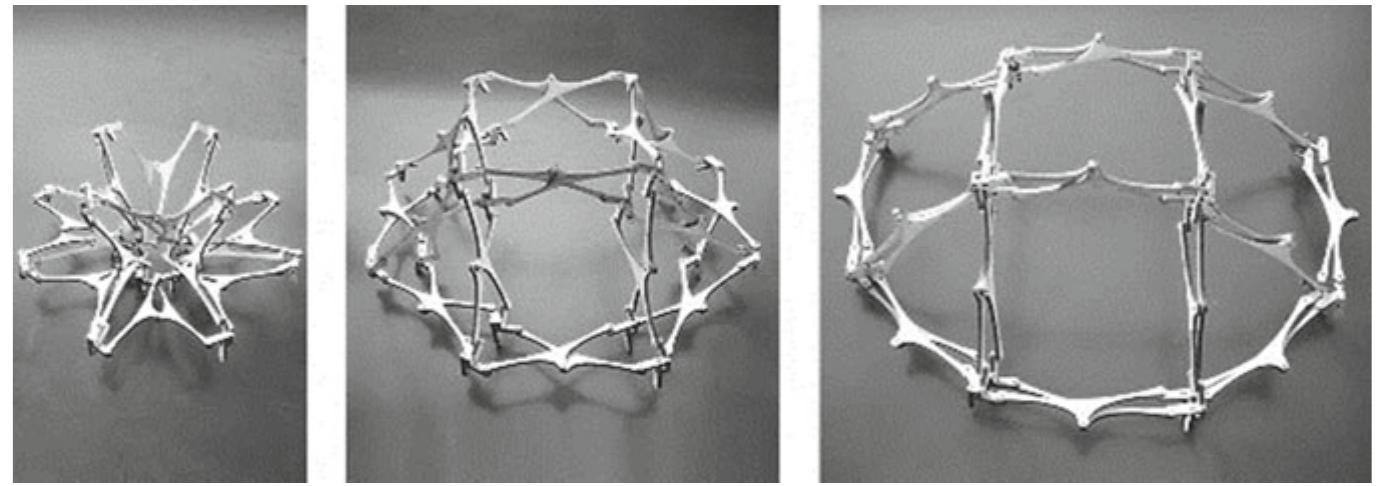 Deployable structures using scissor mechanism for expandable