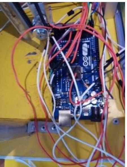 Arduino board connected wires