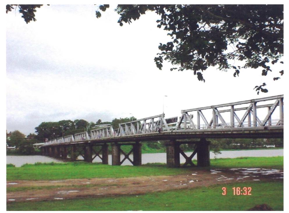 Steel truss rewa bridge built in 1937 (courtesy j. aqulala